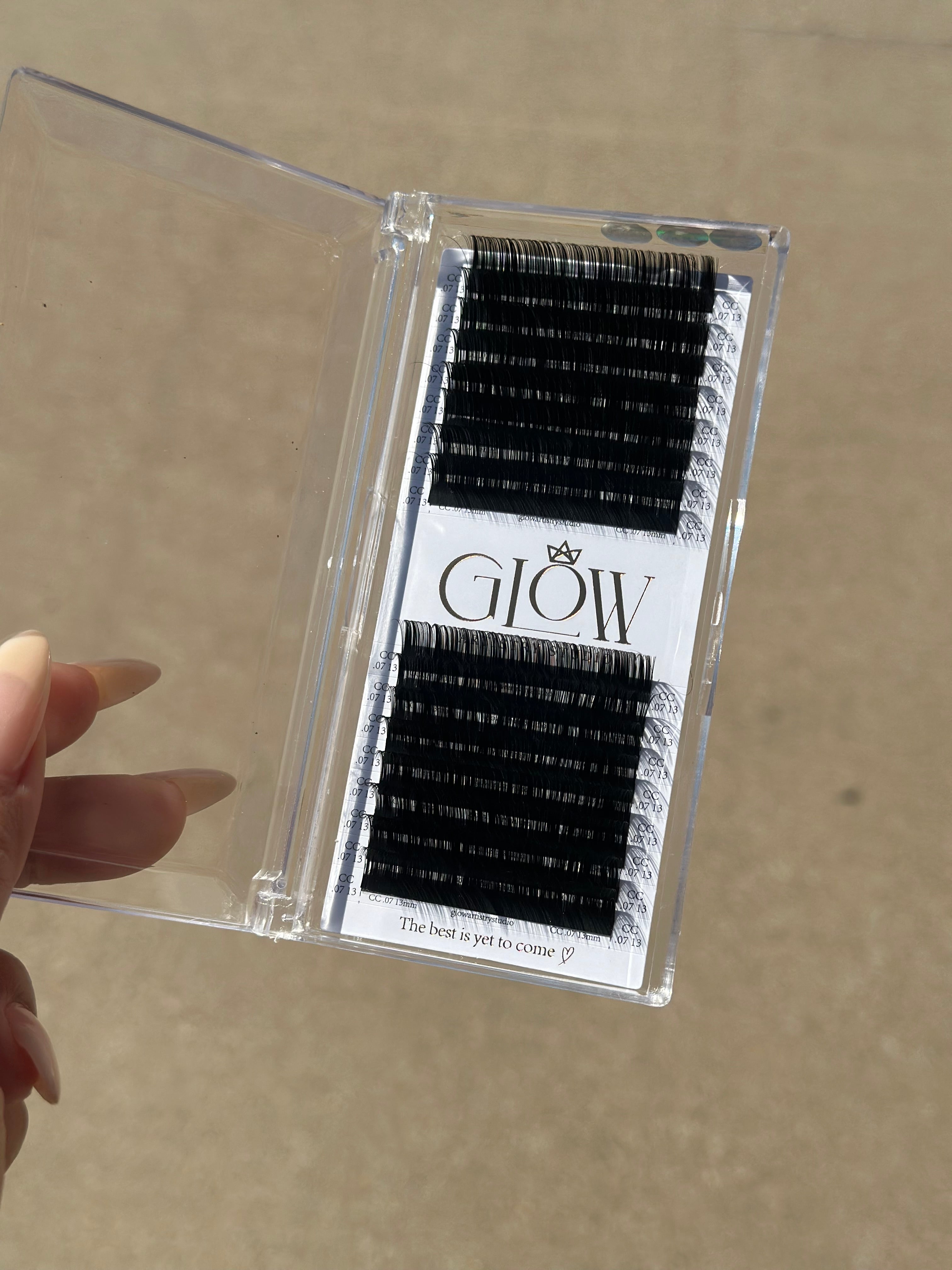.07 Volume Lashes – Glow Artistry Studio